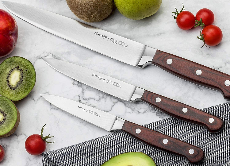 How To Choose a Knife Block To Store Your Knives - Zallag